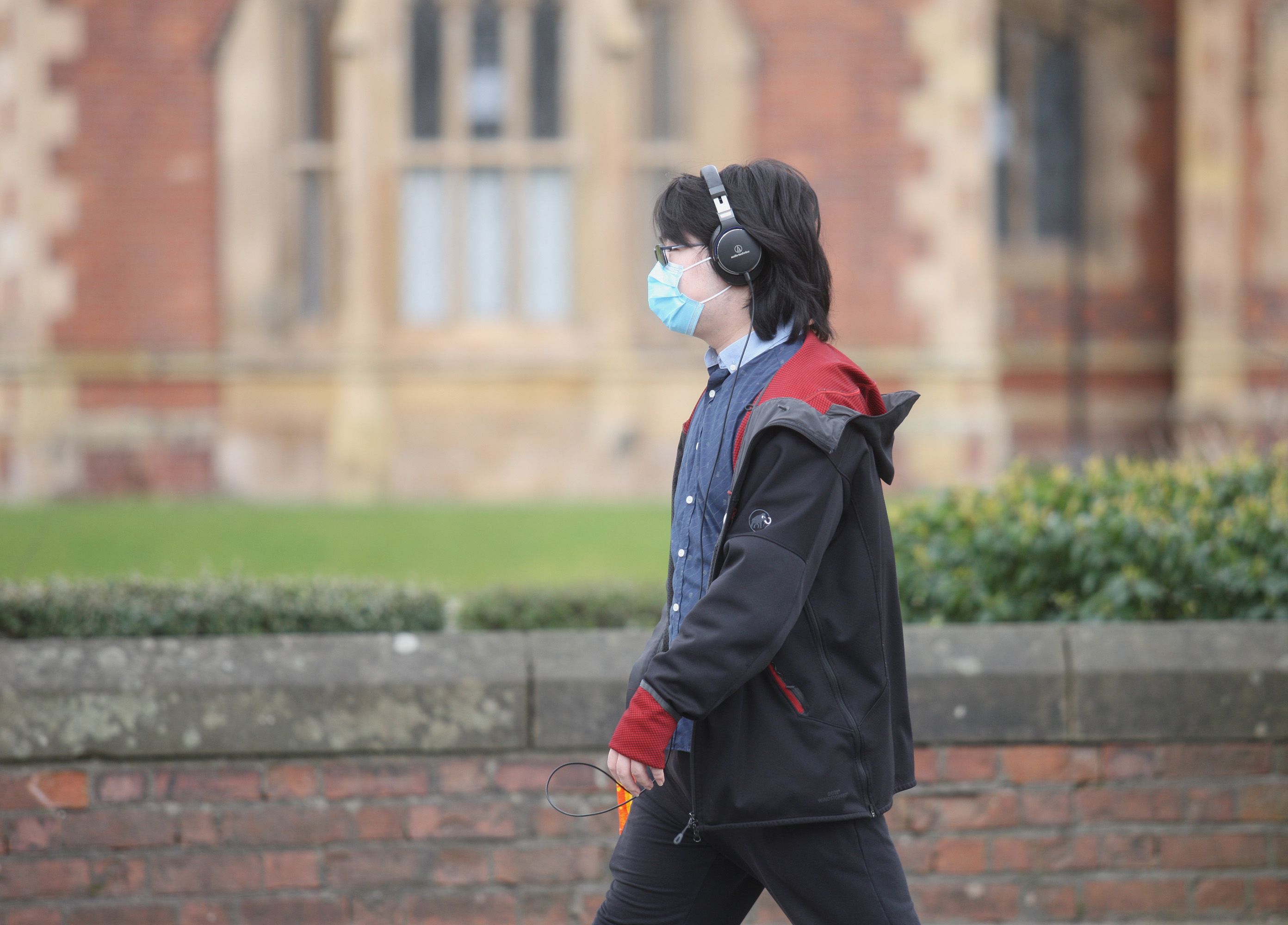 SOUTH BELFAST: Mobile vaccination clinic opens at Queen’s