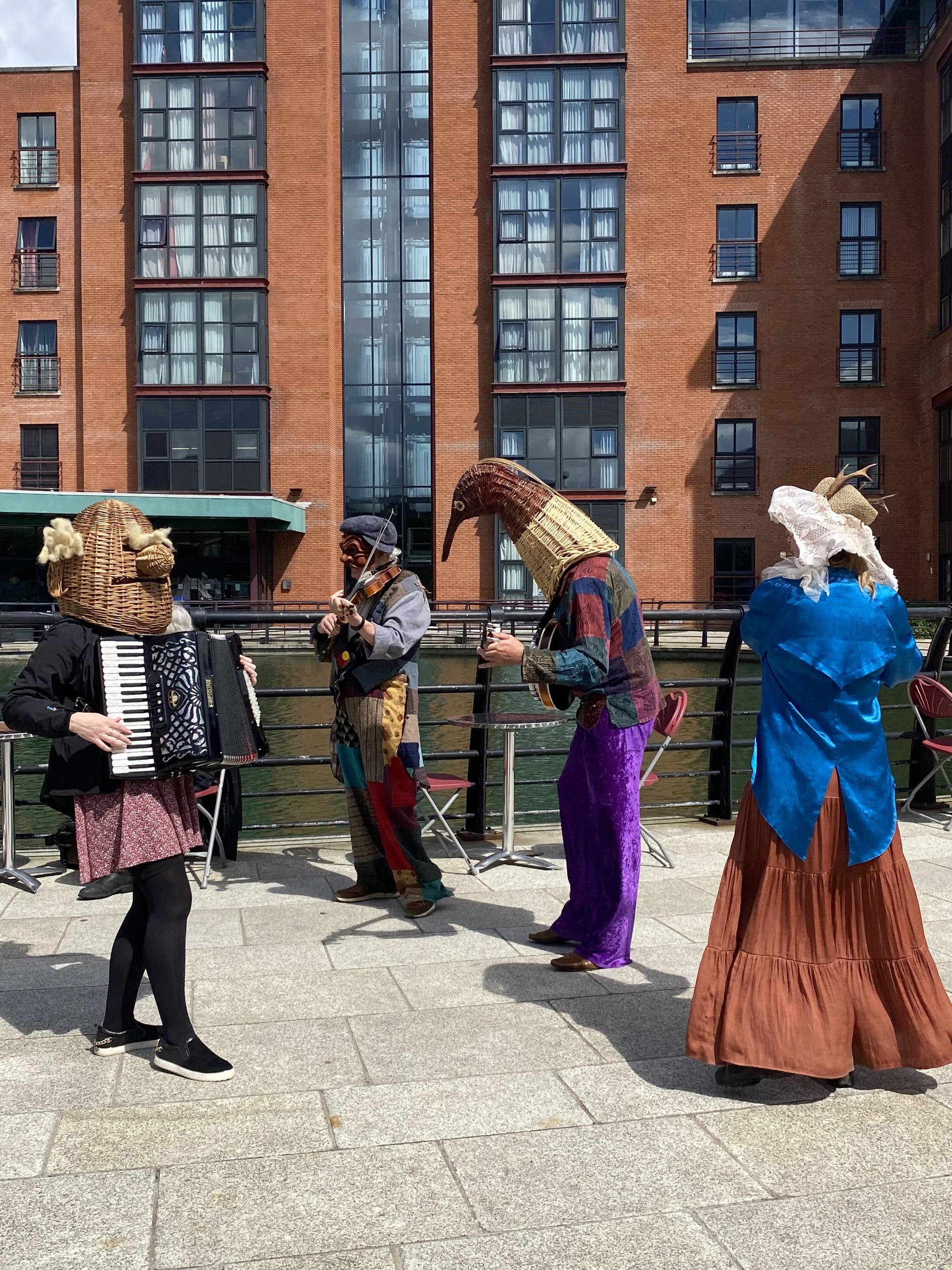 GALLERY: Thousands enjoy Féile na hAbhann on Lagan walkway
