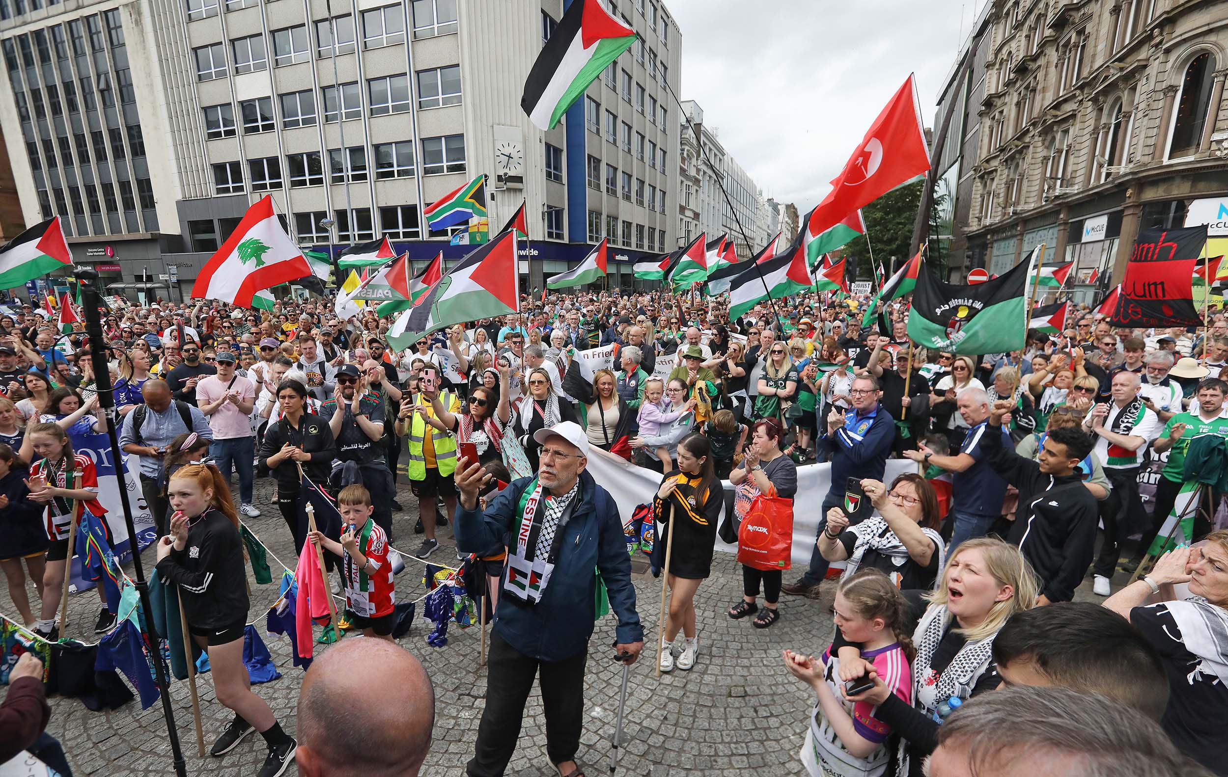 GALLERY: Thousands of Gaels call for end to genocide in Gaza