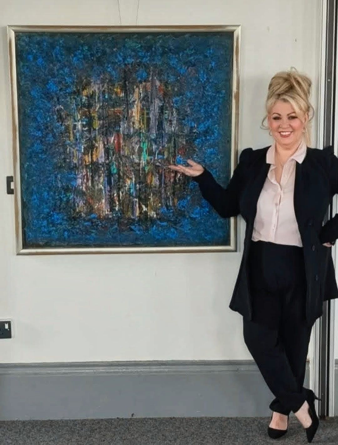 Author Margaret launches art exhibition in Falls Library