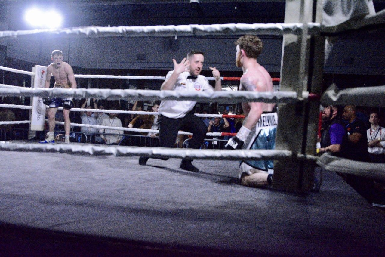 Boxing: Murphy impresses in stoppage win over Melville