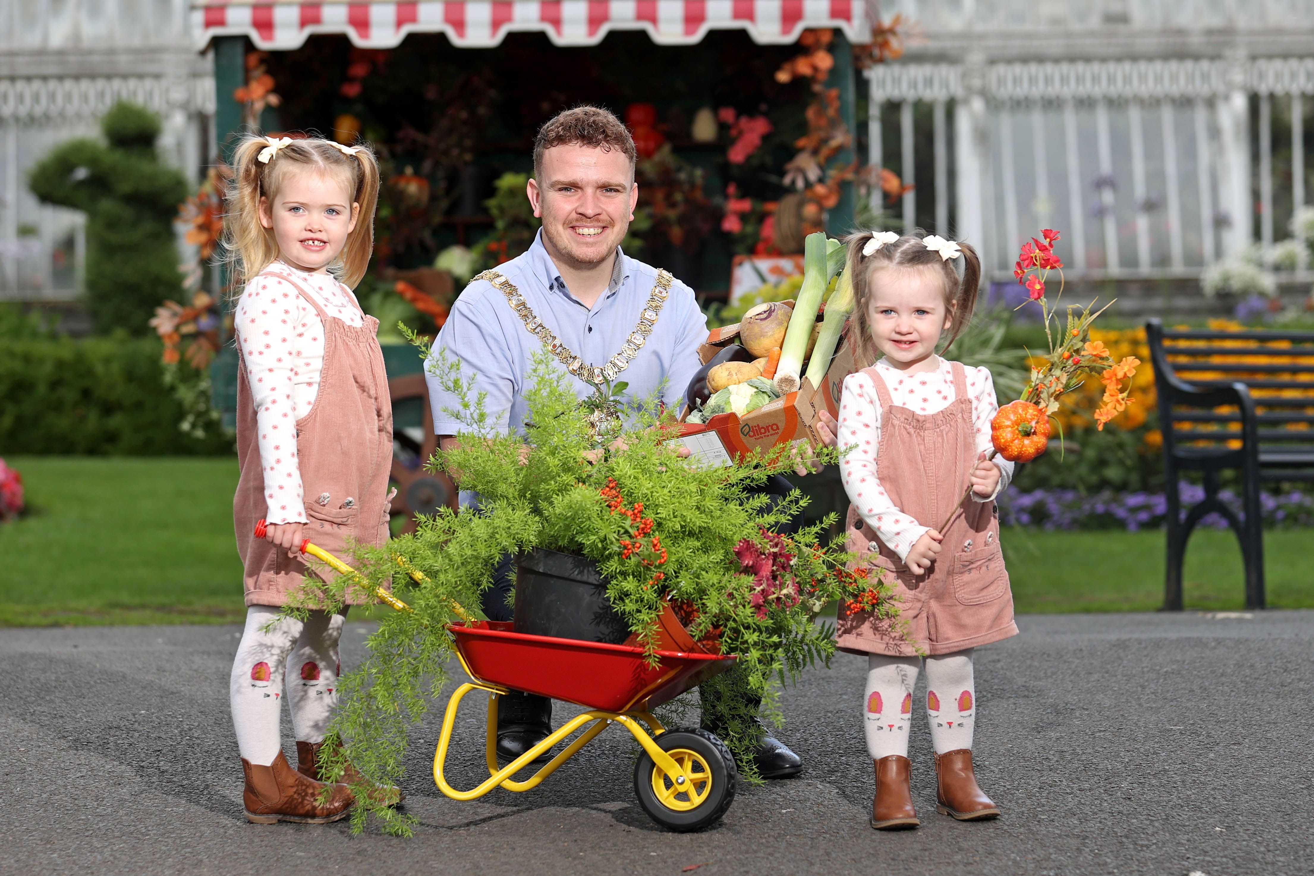 Summer eases to a close with Autumn Fair at Botanic Gardens