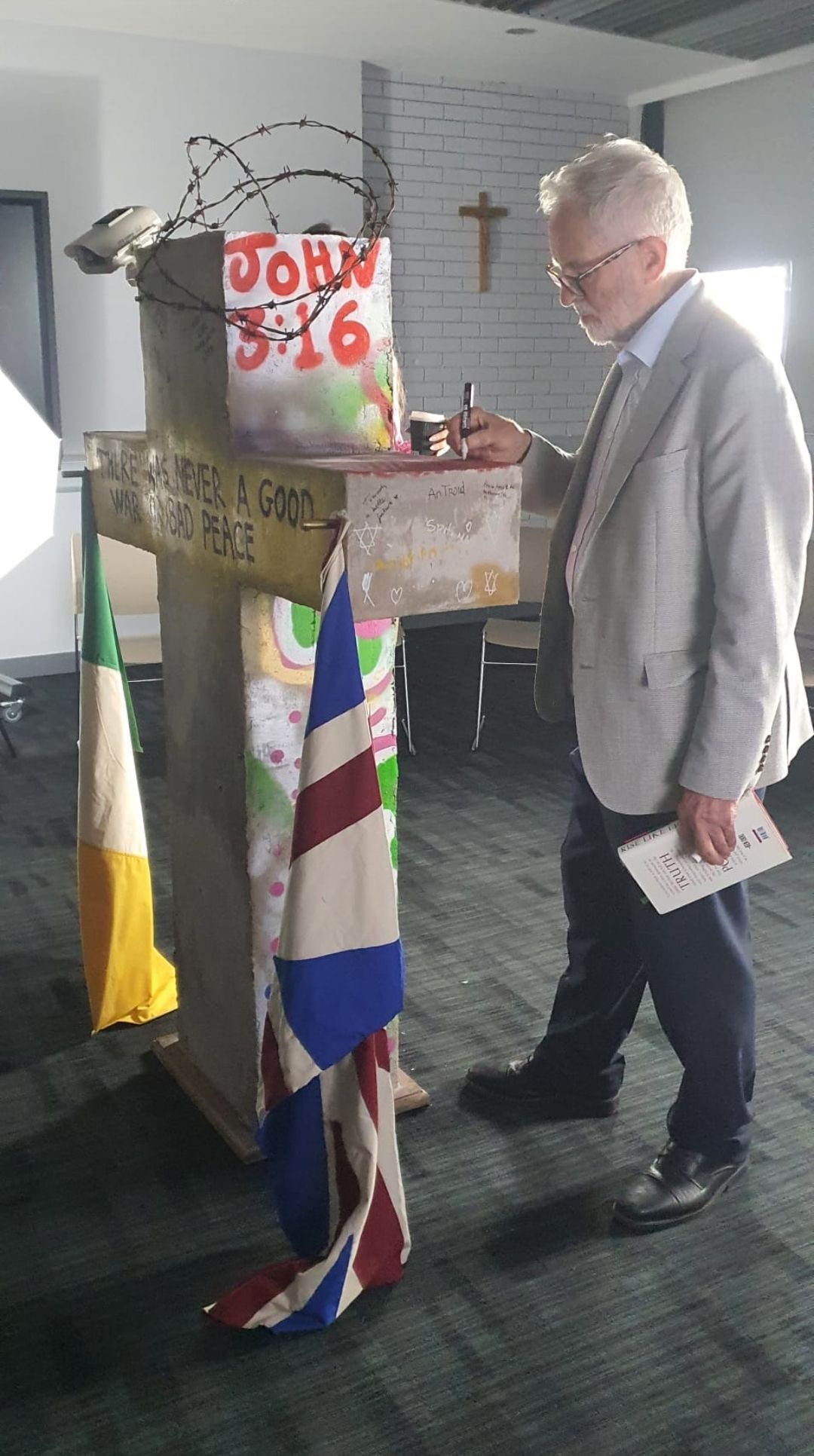 FÉILE 23: Artist delighted with Corbyn's praise for her exhibition