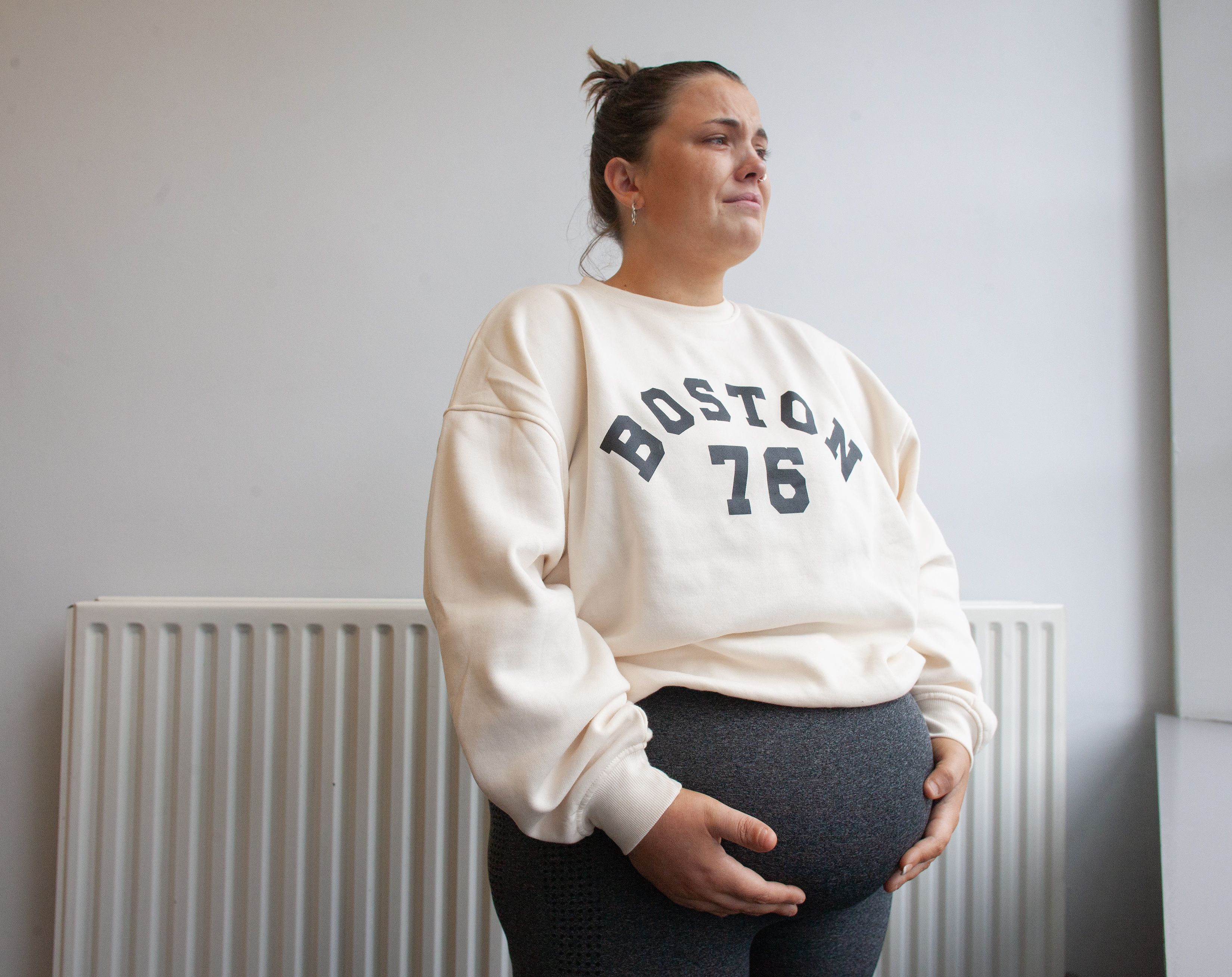 Young mum with over-sized hernia says pain is 'horrendous'