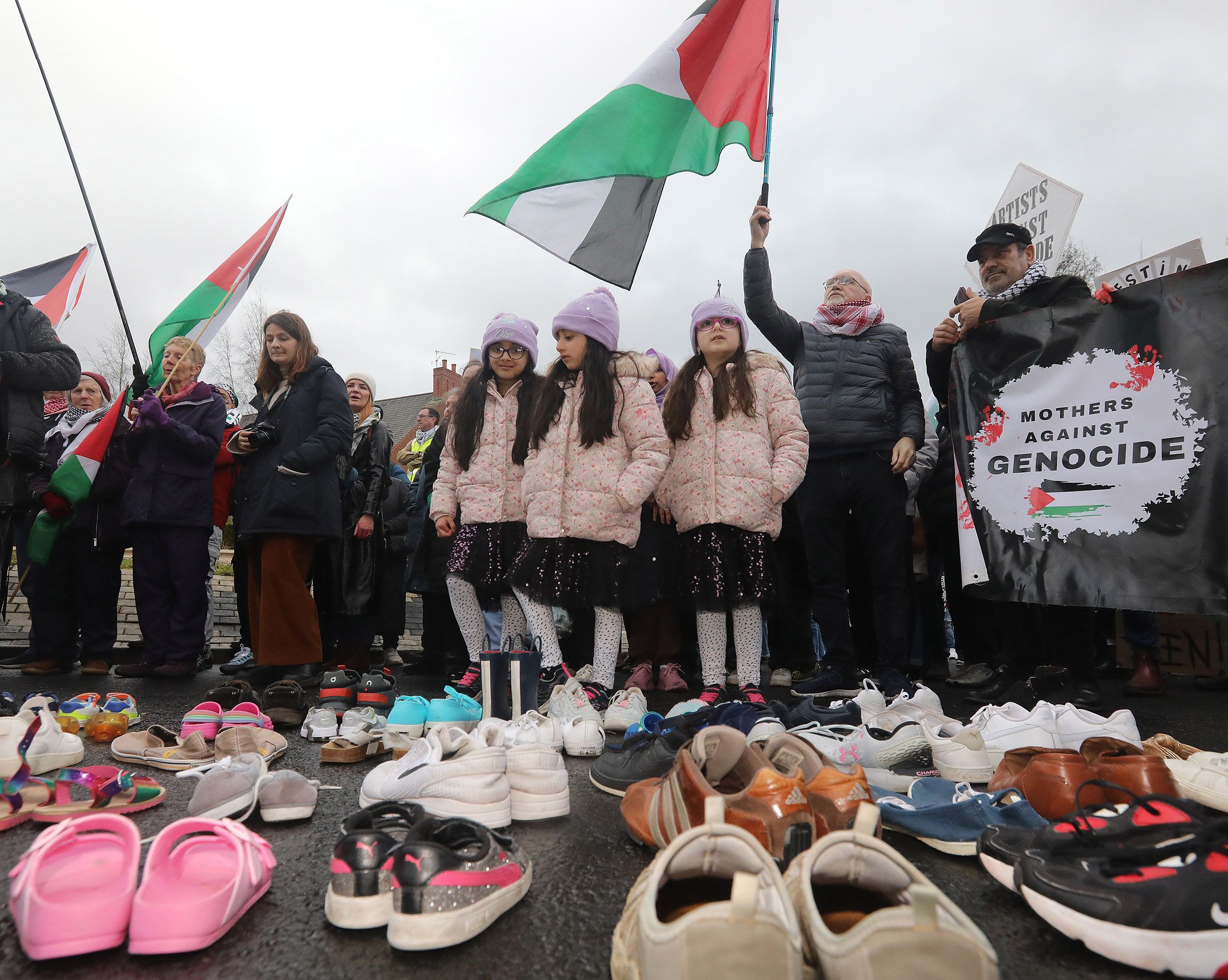 Calls for donations for Palestinian refugee camp