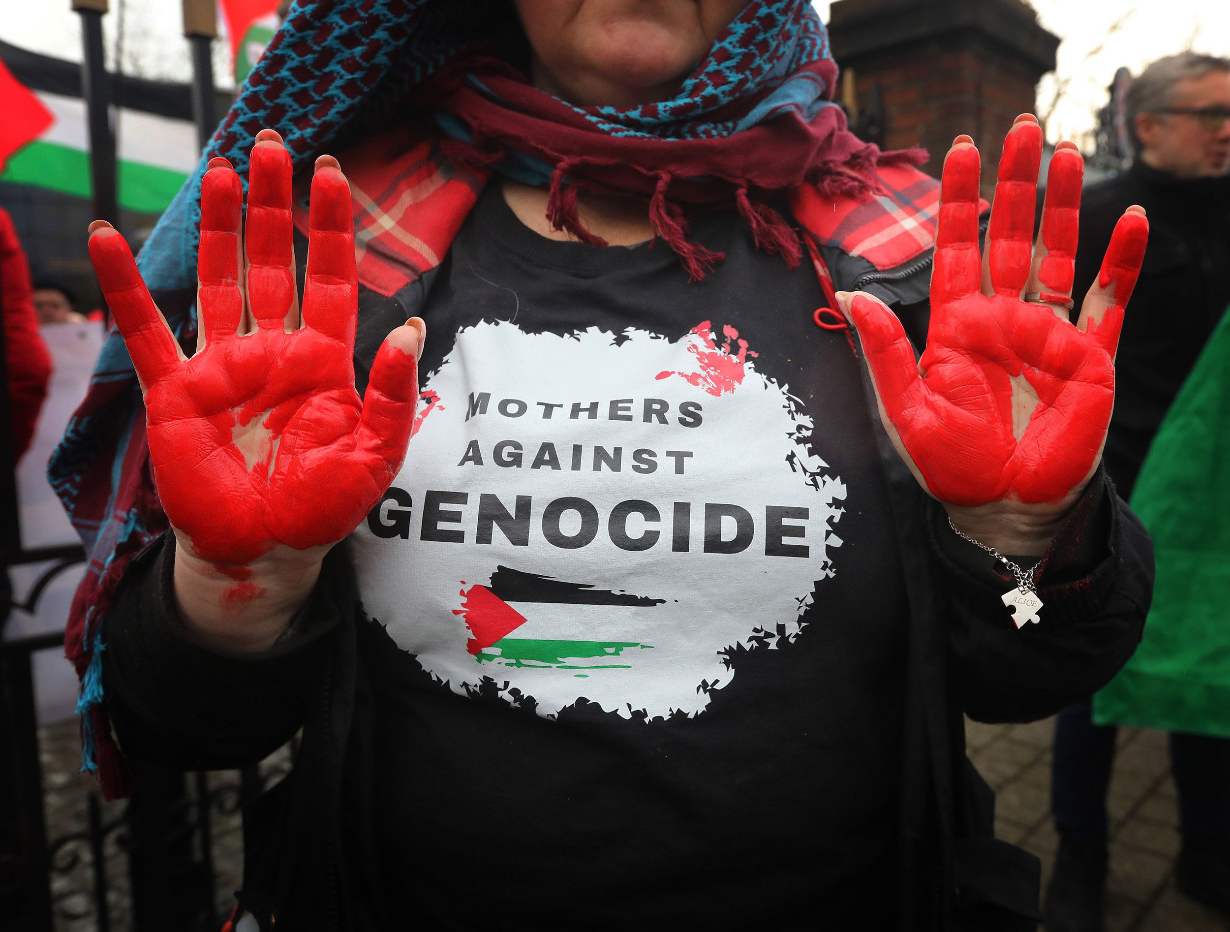 Calls for donations for Palestinian refugee camp