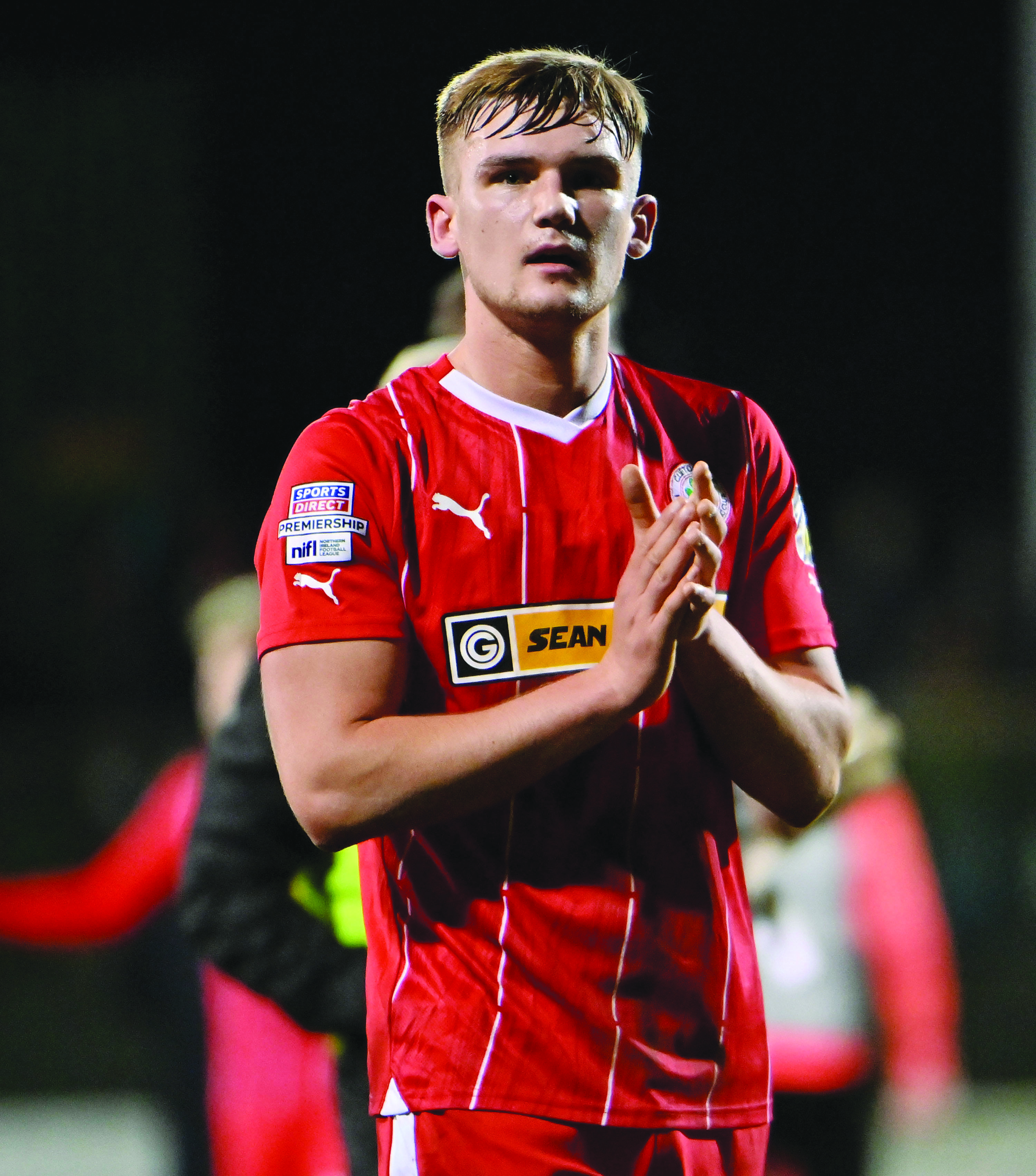 Irish Cup: Magilton relishing Larne showdown